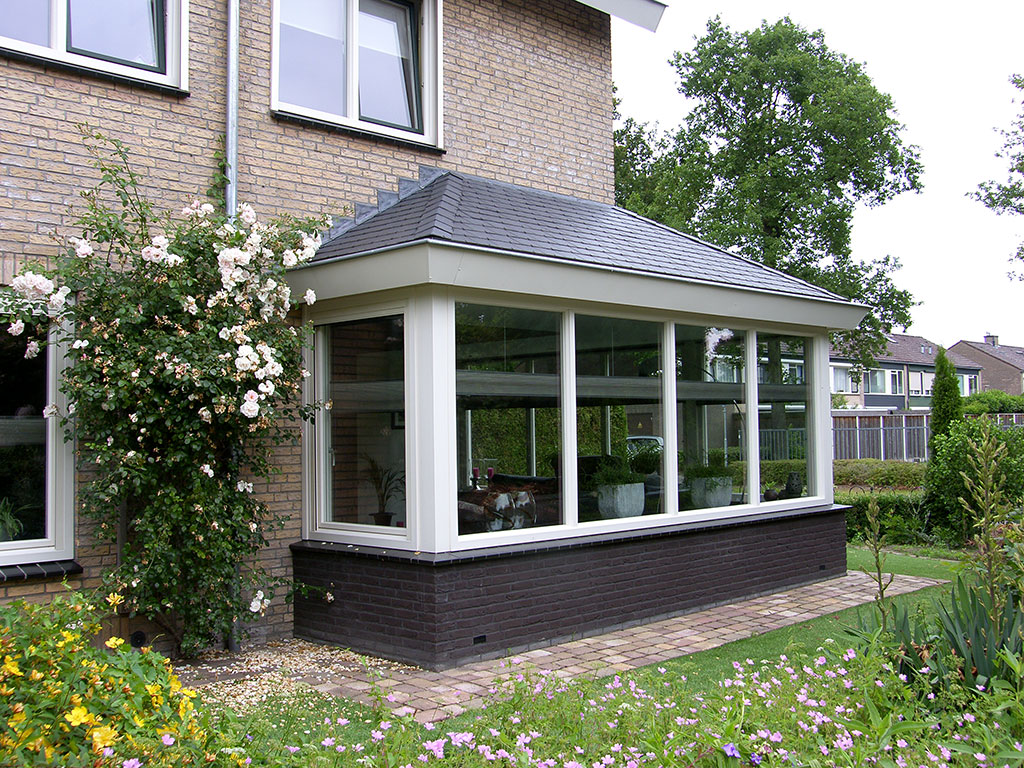 Huize Reuver | Aanbouw – Verbouw – Renovatie – Tegelwerk